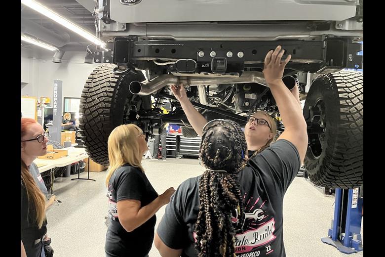 SBN: SEMA Businesswomen’s Network Unveils All-Female Bronco Build | News | OVR Mag